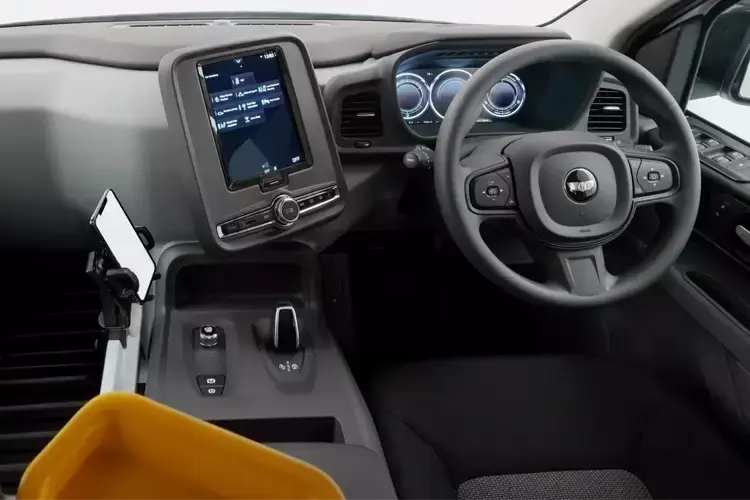LEVC TX 110kW Vista Comfort Plus 34.6kWh 4dr Auto Lease Deal | GB ...
